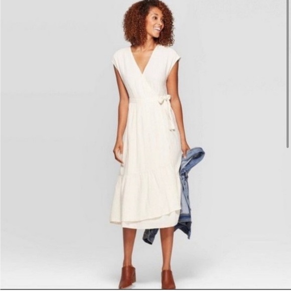 Universal Thread | Dresses | Universal Thread Cream Midi Dress | Poshmark